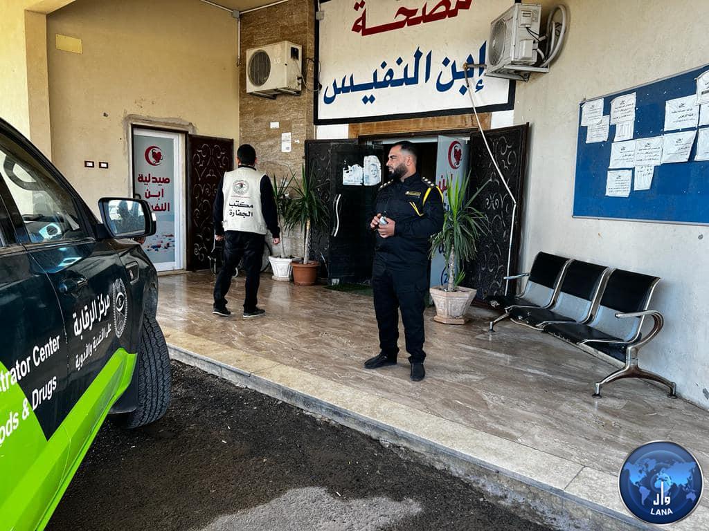 وكالة الأنباء الليبية مفتشو الرقابة على الاغذية يقومون بجولة على