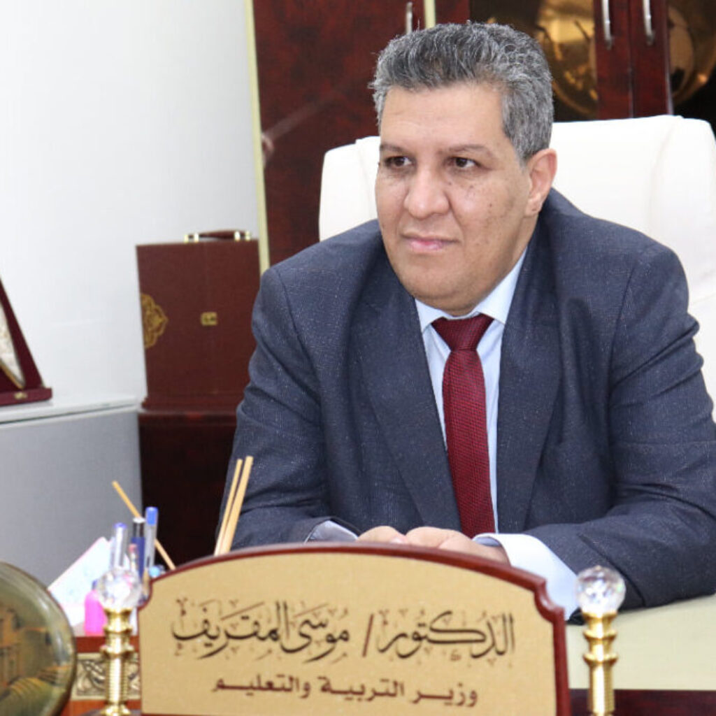 وكالة الأنباء الليبية وزير التربية والتعليم يتابع مع مراقبي التعليم